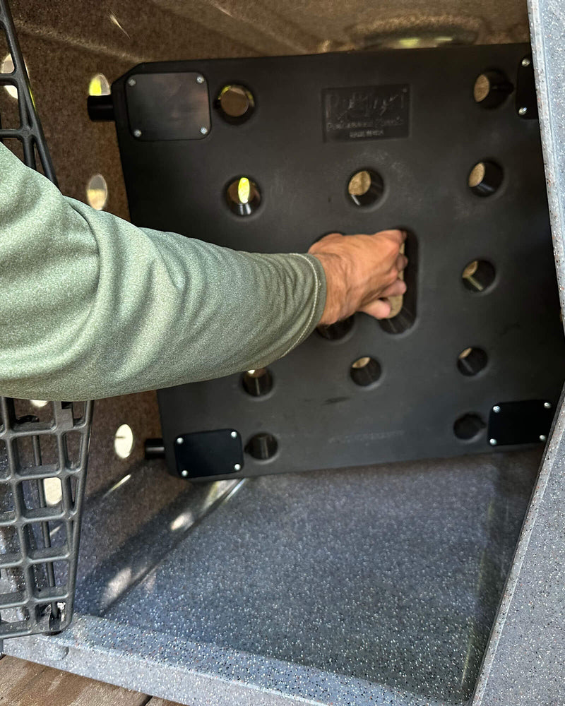 RuffLand Kennel Divider - RuffLand® Performance Kennels