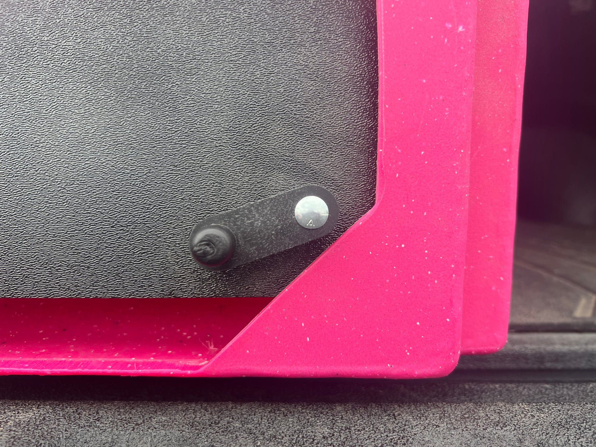 Cackle Box™ Latch - RuffLand® Performance Kennels